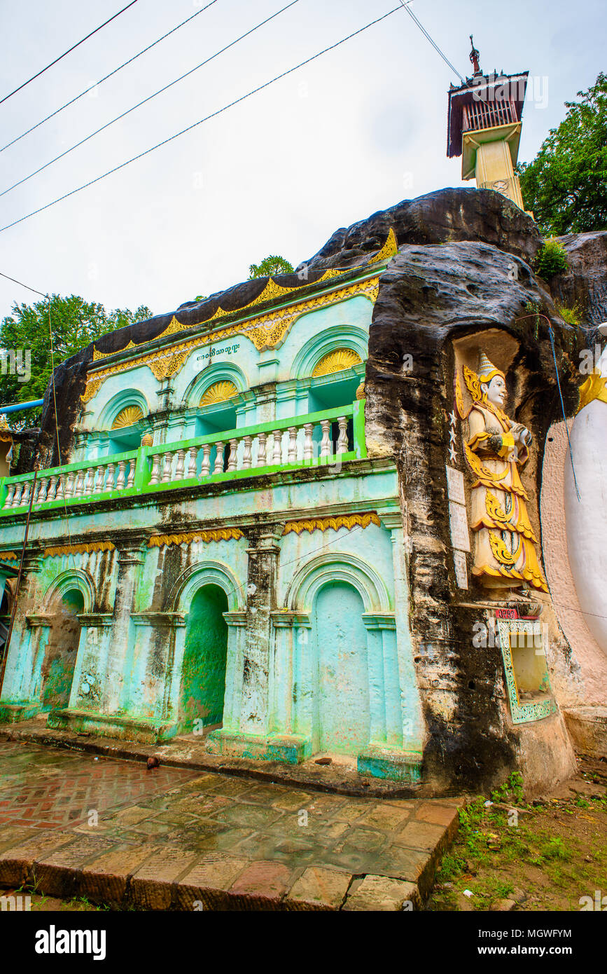 Shwe Ba Taung, a Buddhist site near Monywa, Myanmar Stock Photo - Alamy