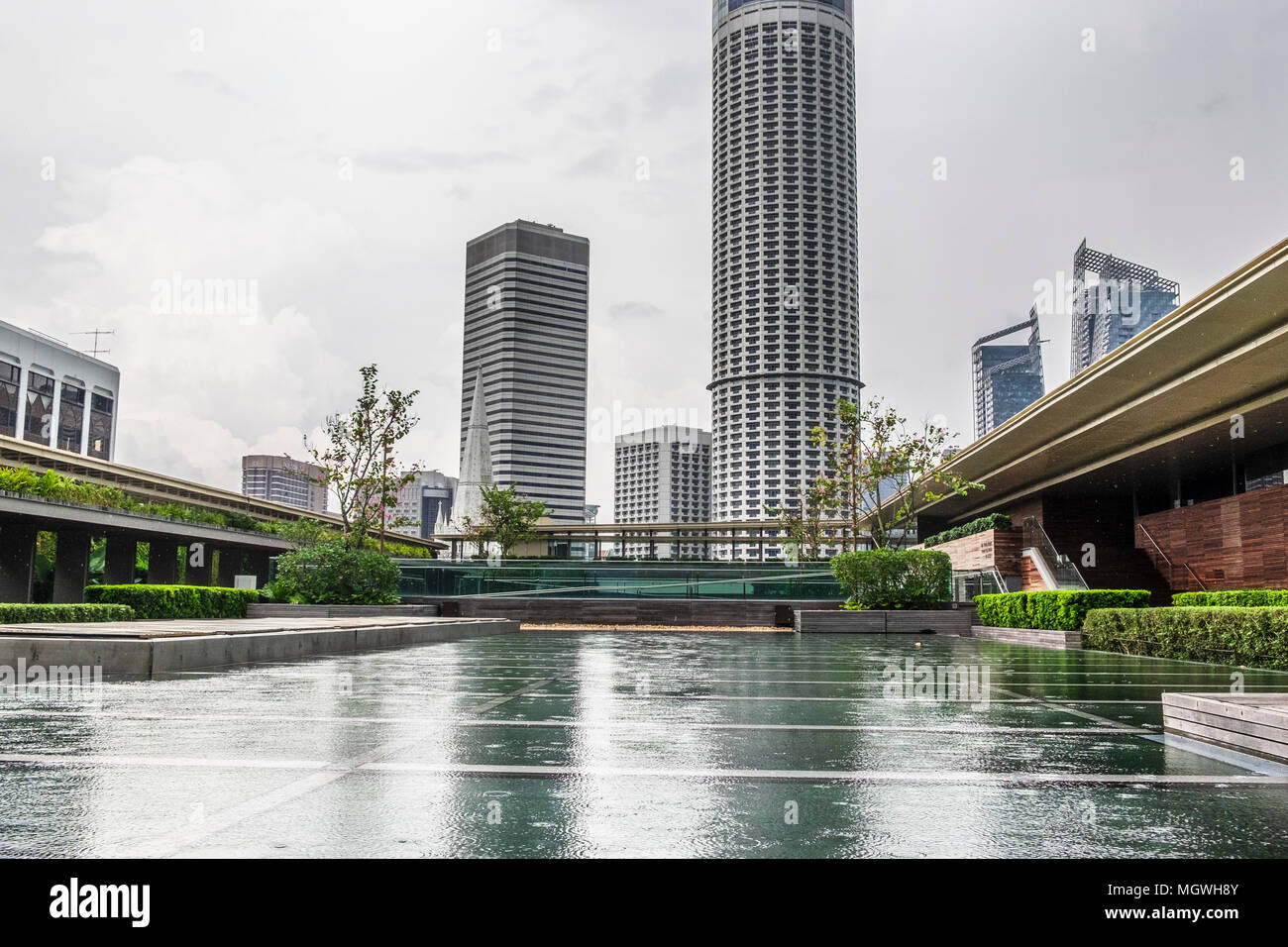 Rooftop garden, National Gallery of Singapore, with city buildings in ...
