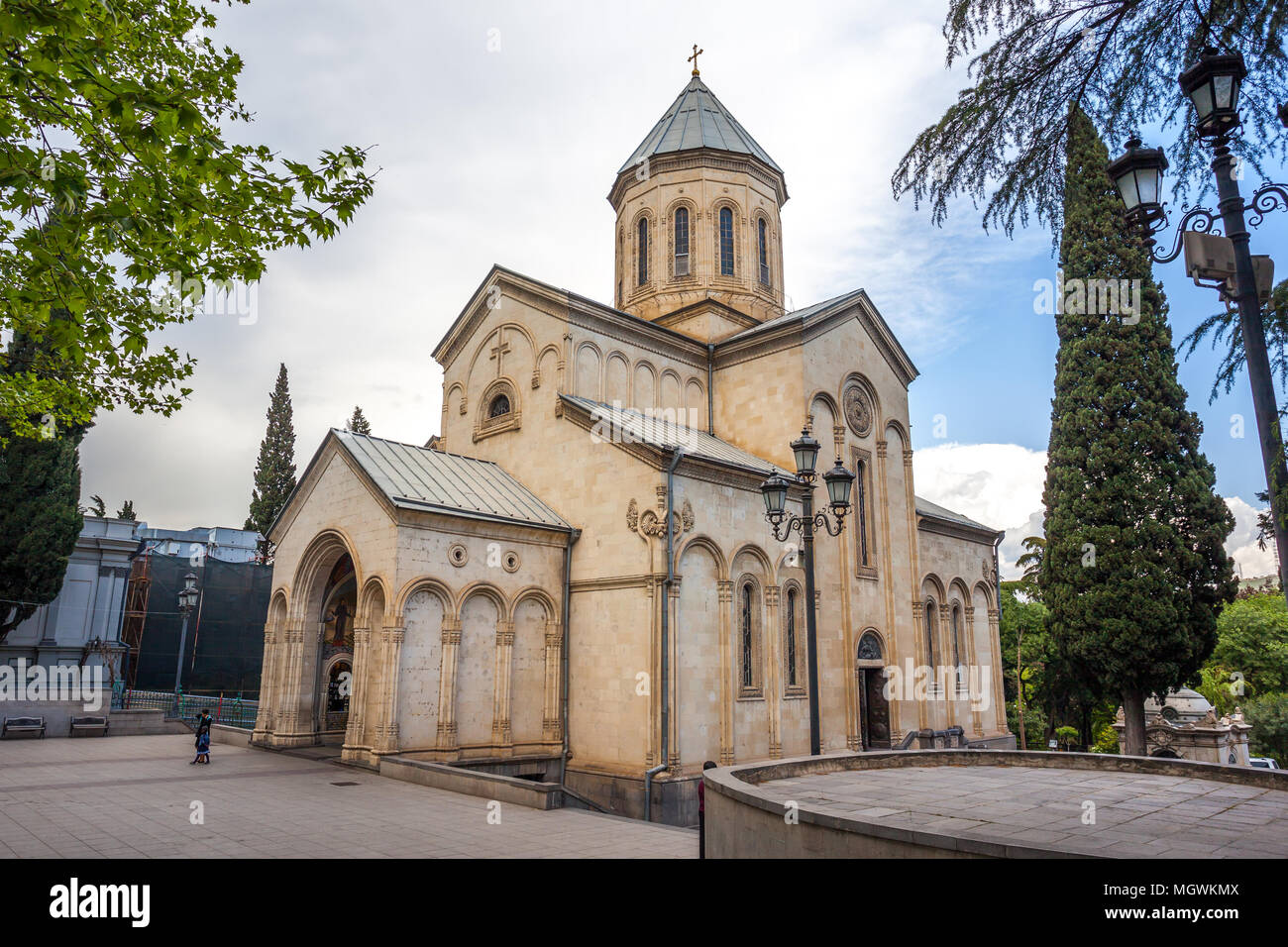 The Kashveti Church of St. George in central Tbilisi Stock Photo - Alamy