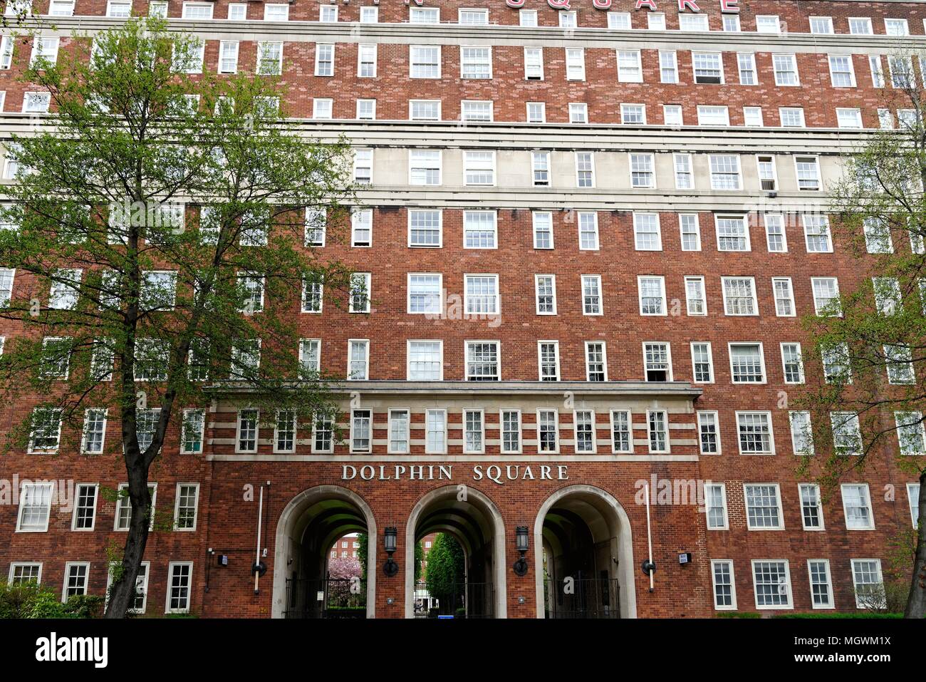 The Dolphin Square residential apartments, Grosvenor Road Pimlico ...