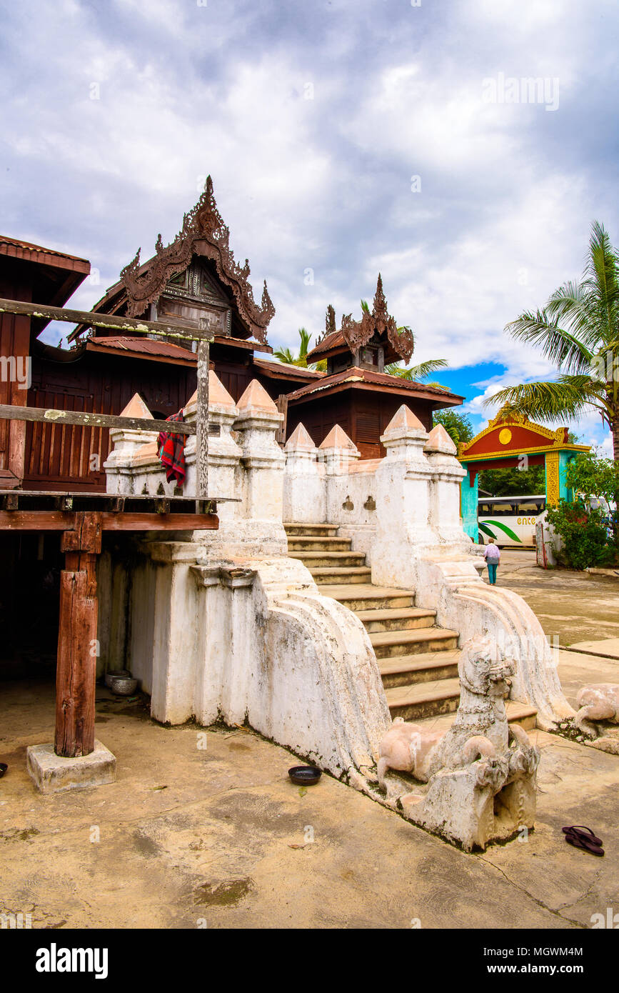 Pyay District High Resolution Stock Photography and Images - Alamy