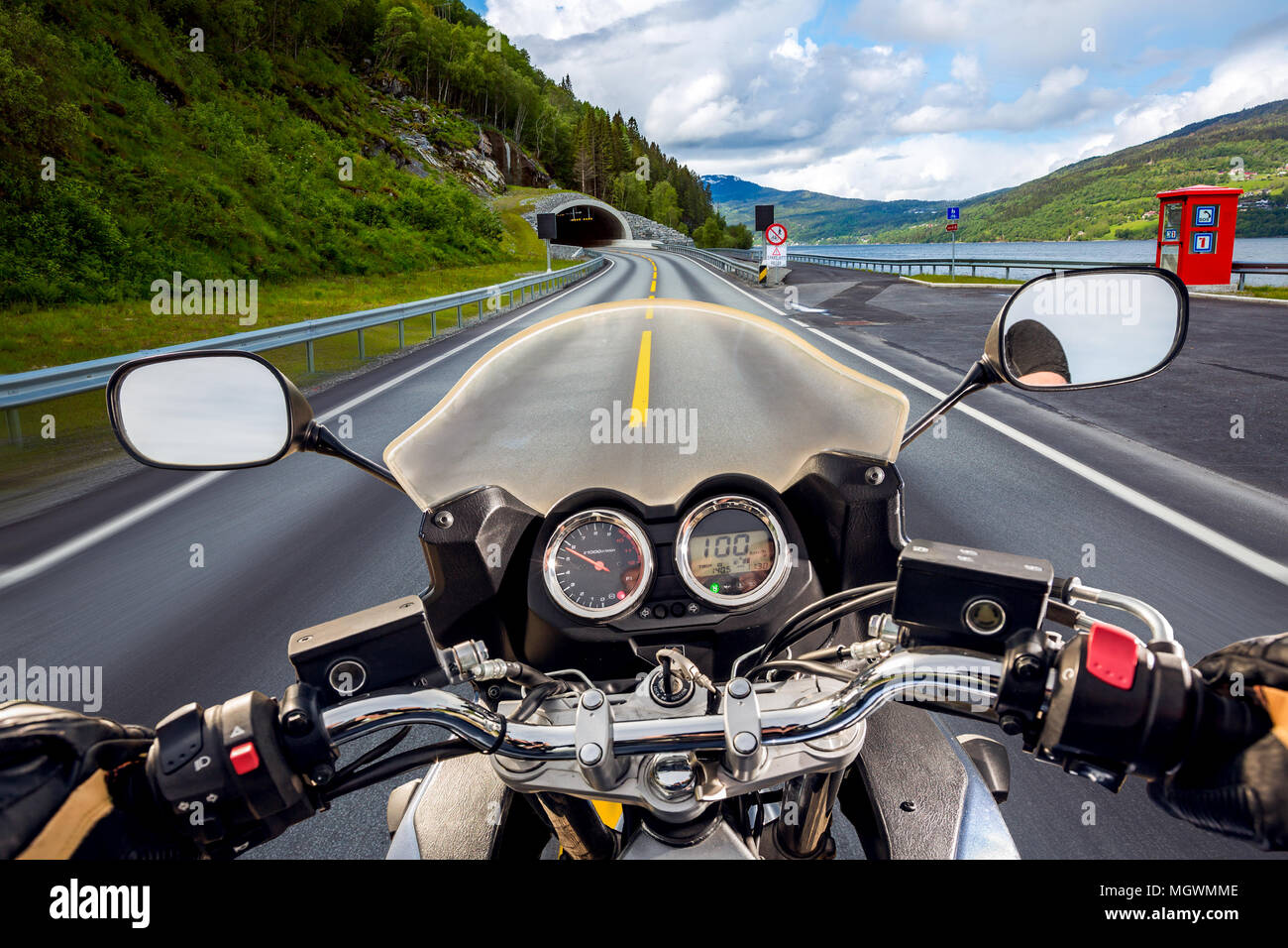 Asphalt speed hi-res stock photography and images - Alamy