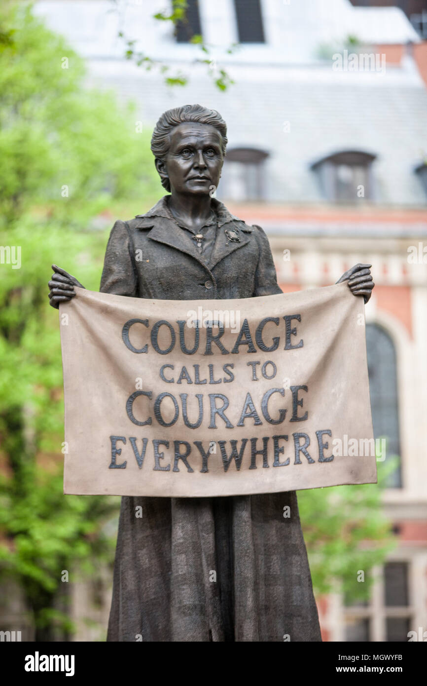 First,statue,of,a,woman,in,this,famous,square,Courage Calls to Courage ...