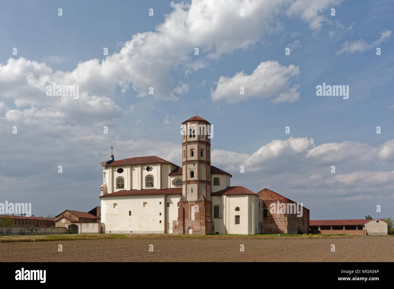 Abbazia di santa maria di lucedio hi-res stock photography and images ...