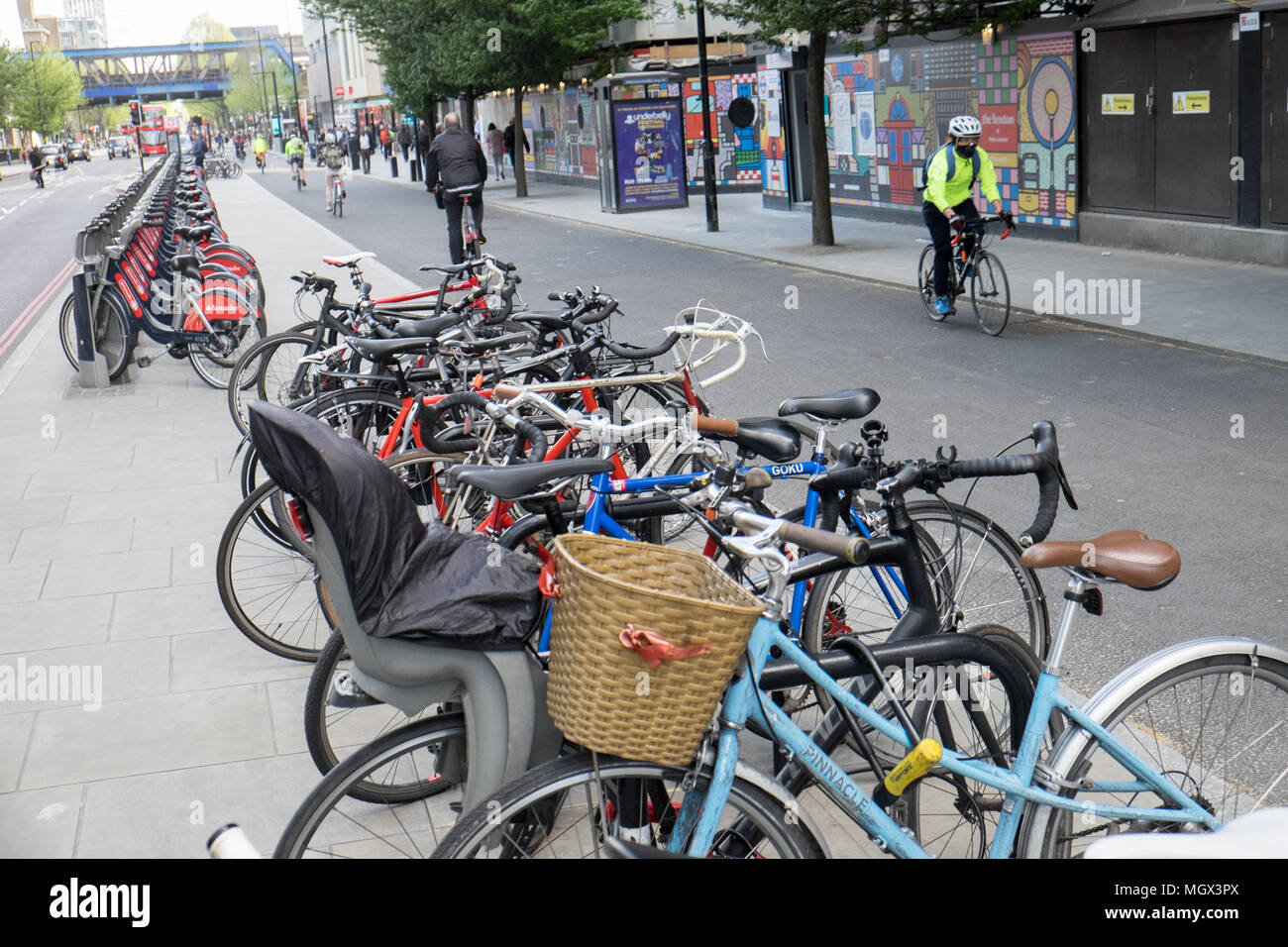 Cycling,cyclists,bicycle,bicycling,bikes,bike,riding,on,Cycle,Super ...