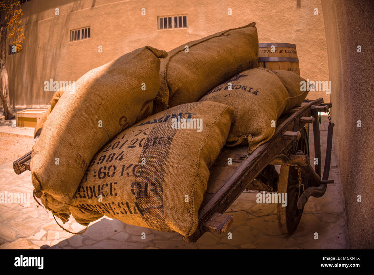 Yemen coffee hi-res stock photography and images - Alamy
