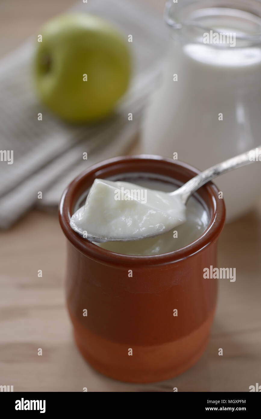 Organic yogurt pot hi-res stock photography and images - Alamy