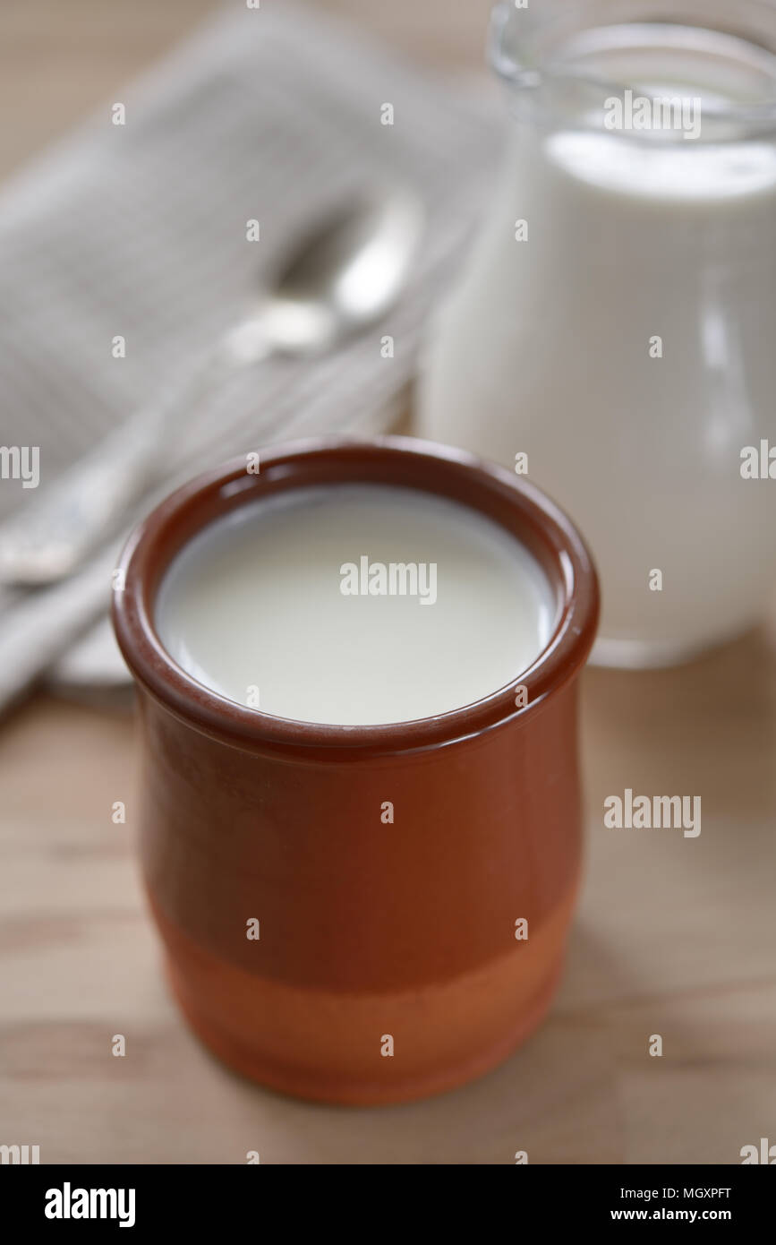 Organic yogurt pot hi-res stock photography and images - Alamy