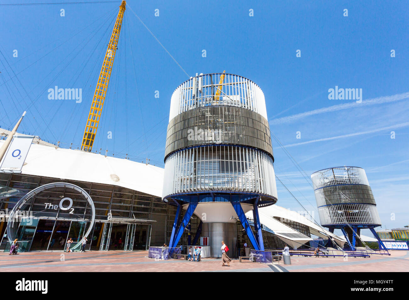 Dome clear awning hi-res stock photography and images - Alamy