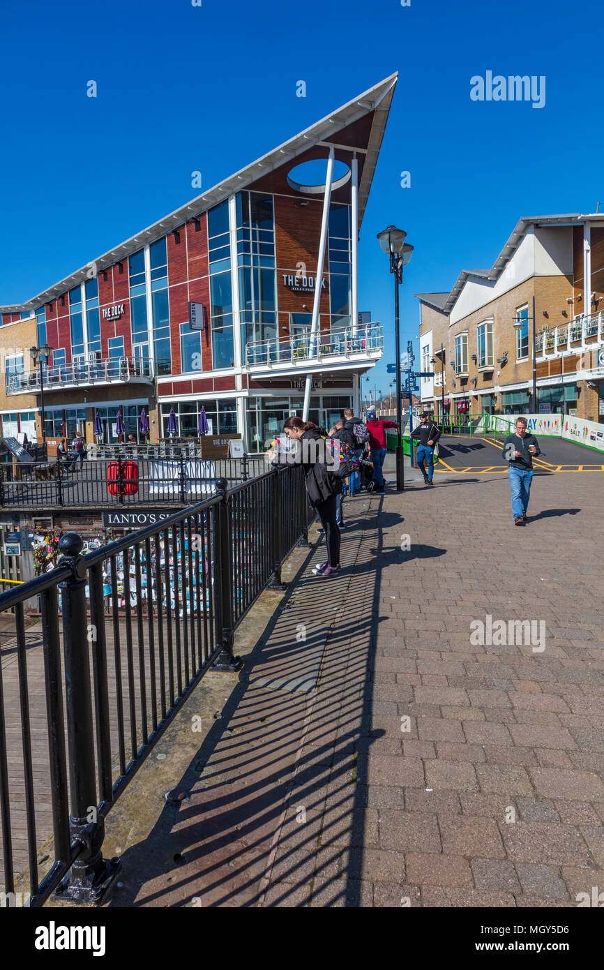 Restaurant cardiff bay hi-res stock photography and images - Alamy