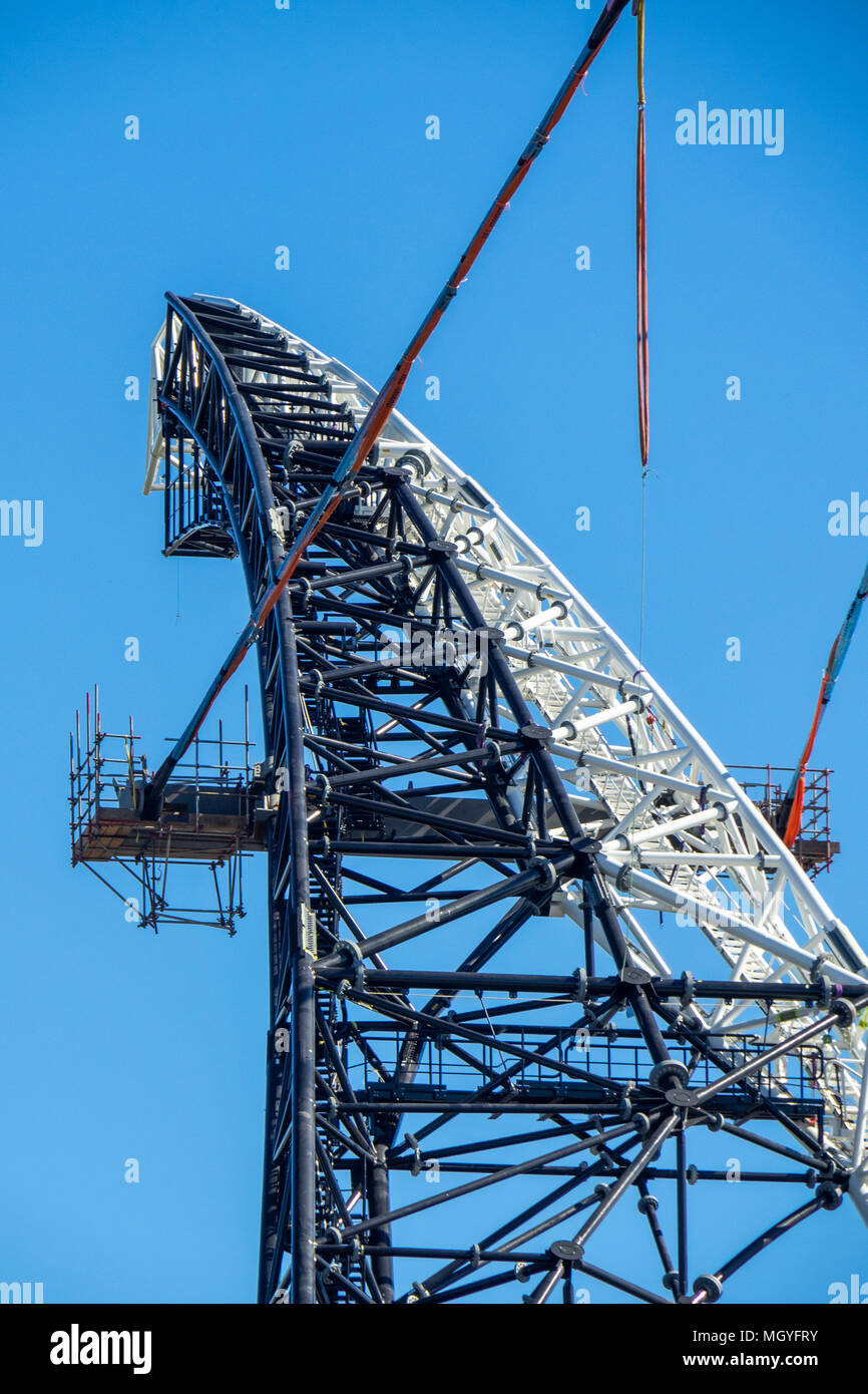 Construction of the Matagarup Bridge, a pedestrian bridge across the ...