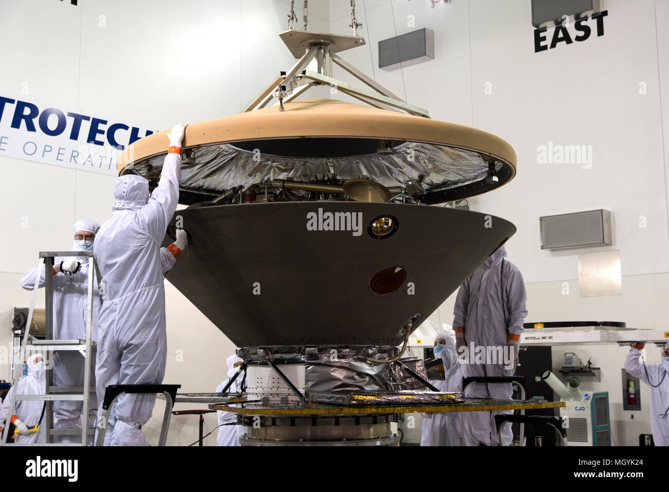 Astrotech clean room hi-res stock photography and images - Alamy