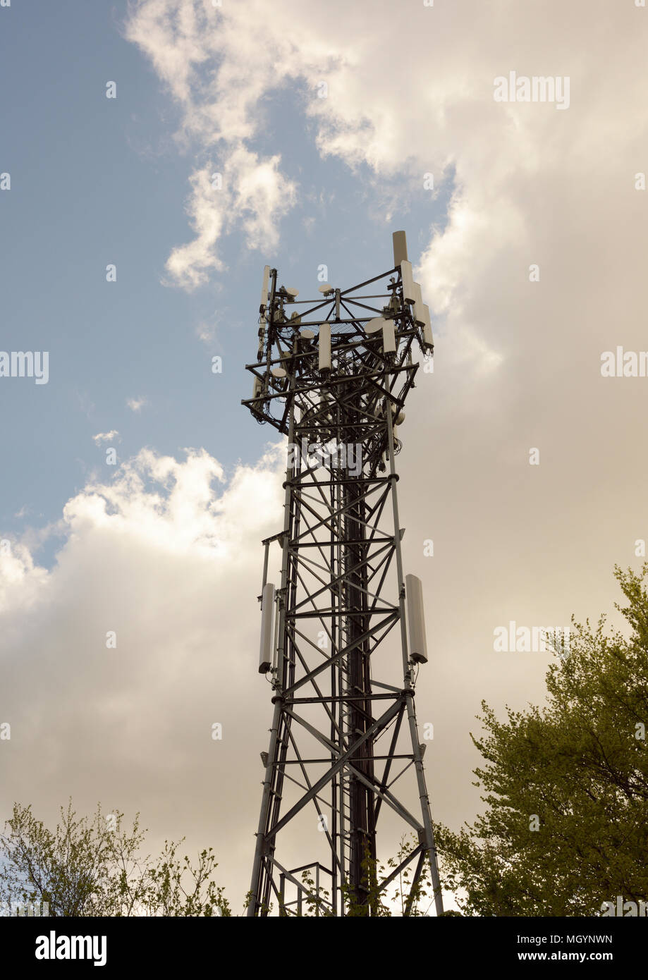 Network Telecommunications Stock Photos & Network Telecommunications ...