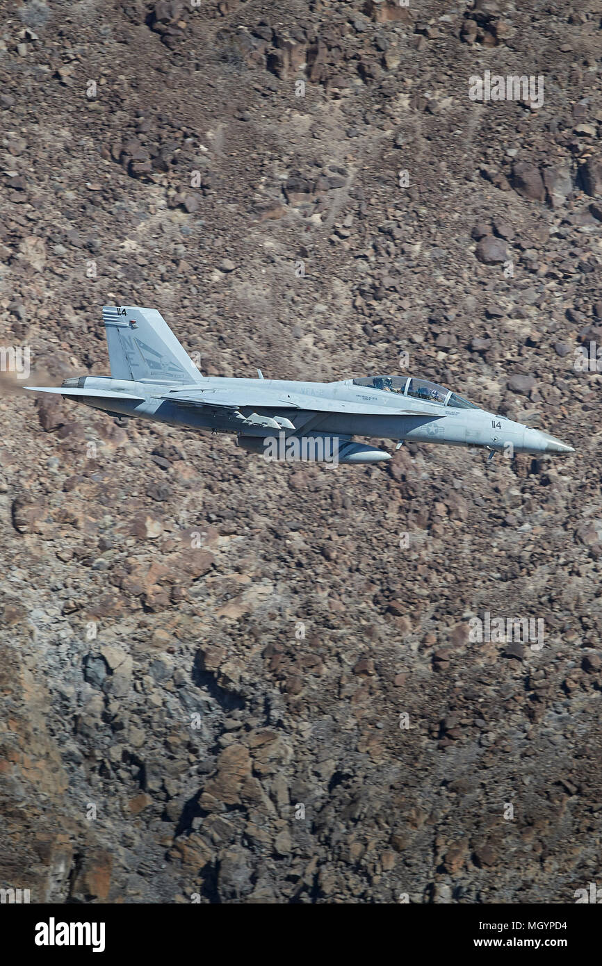 F18 hornet fighter jets hi-res stock photography and images - Alamy