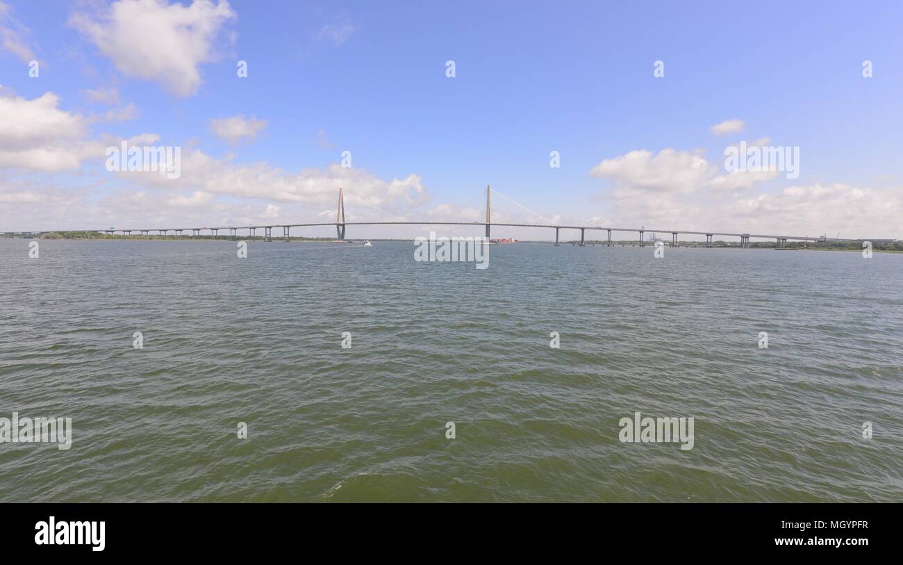 The Arthur Ravenel Jr. Bridge in Charleston, South Carolina, USA Stock ...
