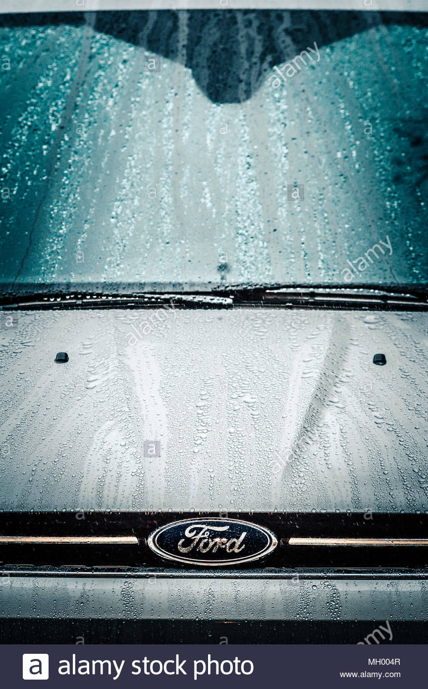 Ford Logo Car High Resolution Stock Photography and Images - Alamy