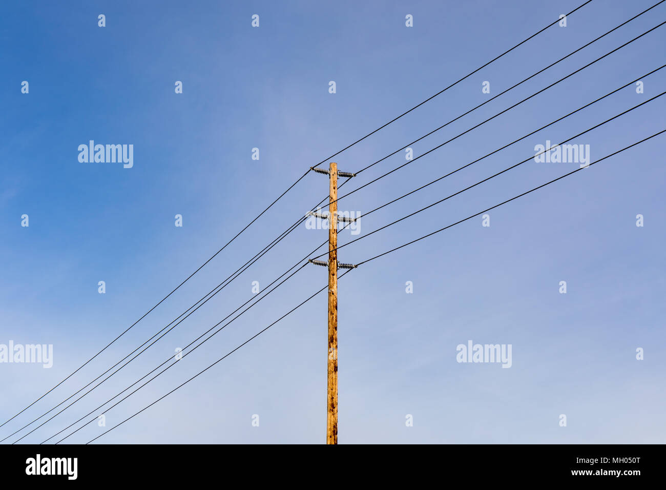 Utility pole hi-res stock photography and images - Alamy