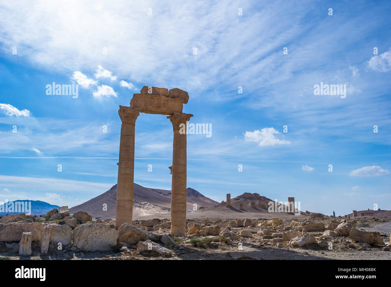 Beautiful view of the ruins in the desert of Syria, Palmyra Stock Photo ...
