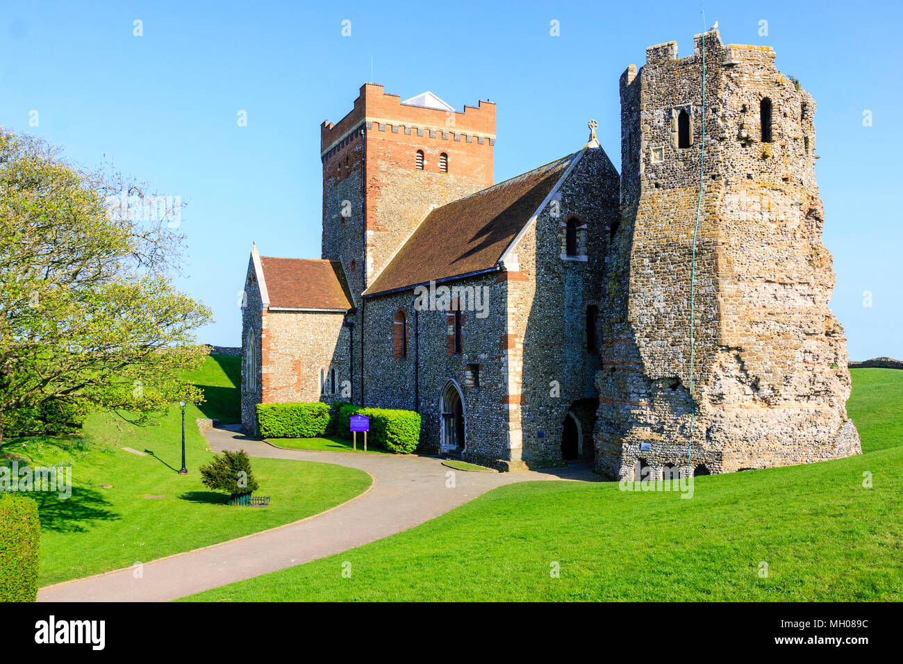 Dover castle. Roman 2nd century Pharos or Lighthouse, with Late-Saxon ...