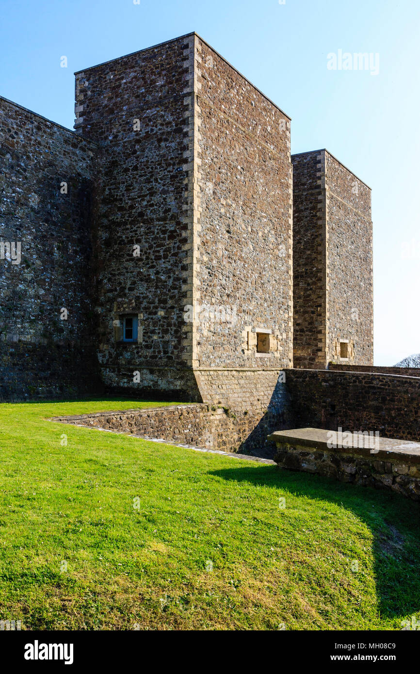 England, Dover castle. Double towers guarding the off-set King's ...