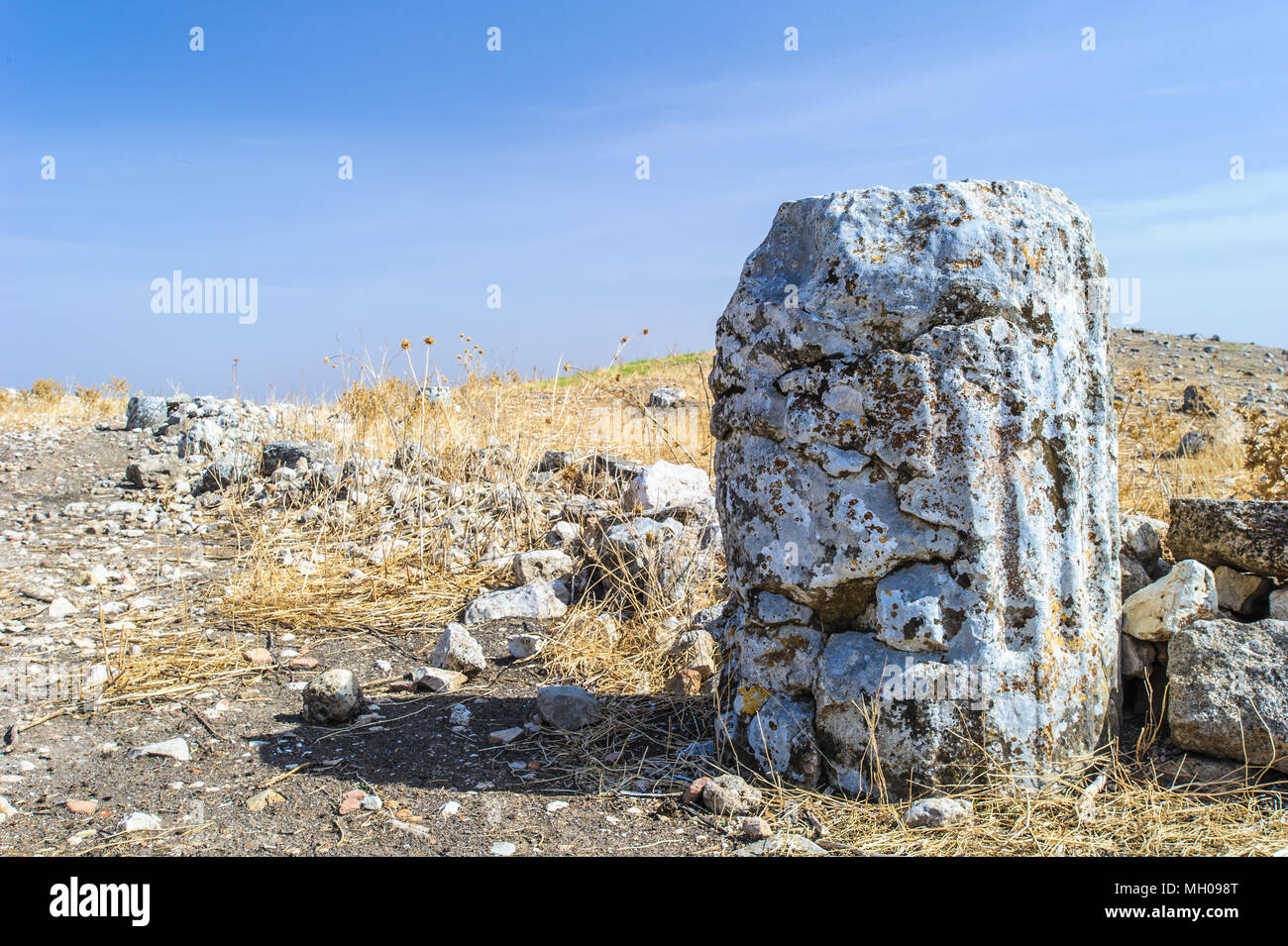 Stones of the ruins of Apamea, in Syria Stock Photo - Alamy