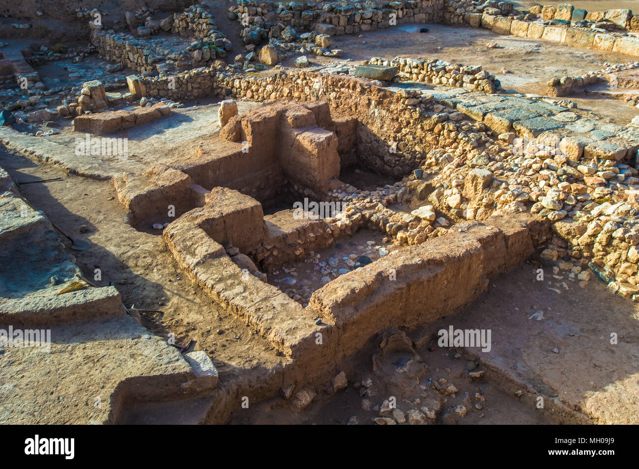Ruins of Ebla, Syria, an ancient city Stock Photo - Alamy
