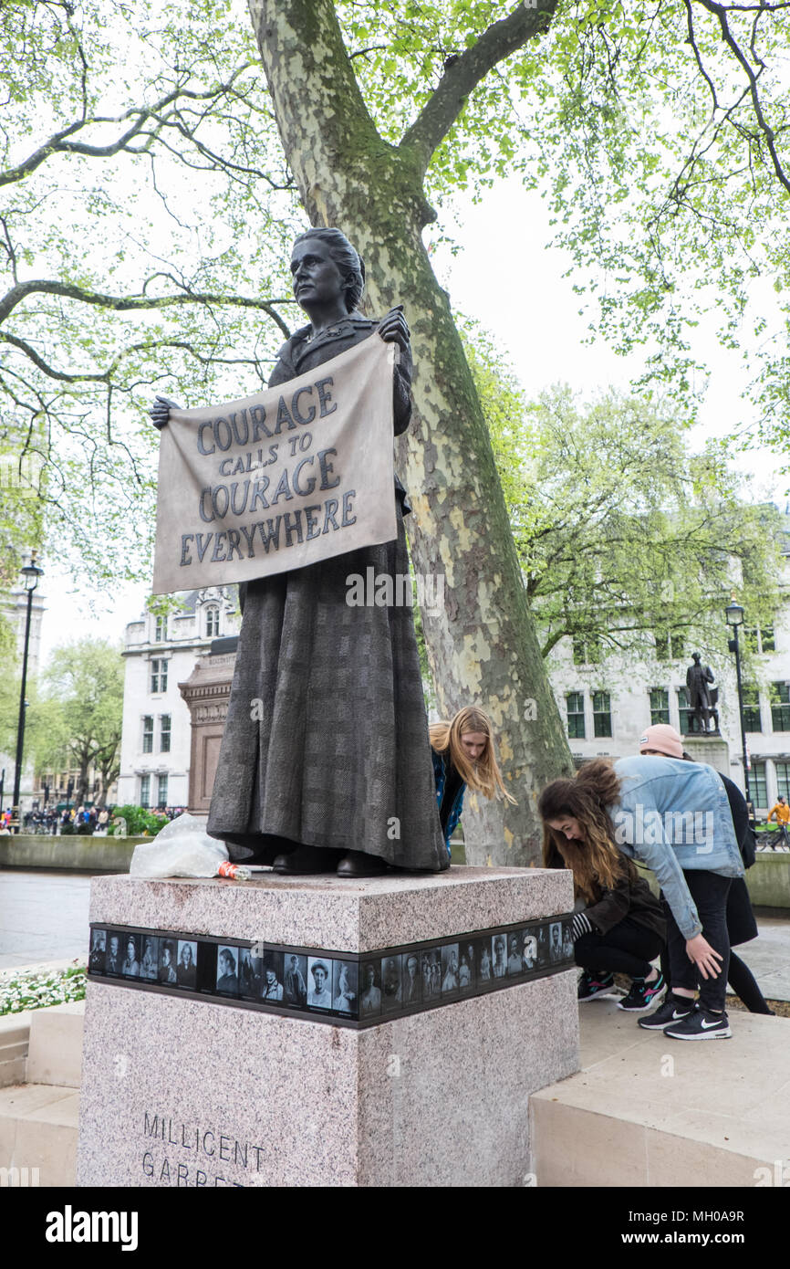 First,statue,of,a,woman,in,this,famous,square,Courage Calls to Courage ...