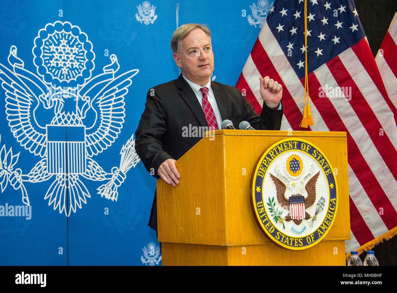 Embassy riyadh hi-res stock photography and images - Alamy