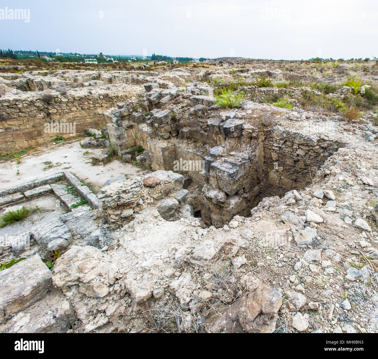 Ugarit ras shamra hi-res stock photography and images - Alamy