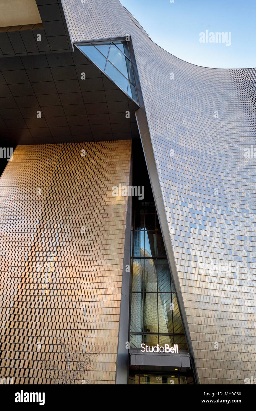 Studio bell alberta hi-res stock photography and images - Alamy