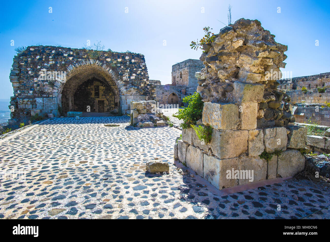 Ruins hama syria hi-res stock photography and images - Alamy