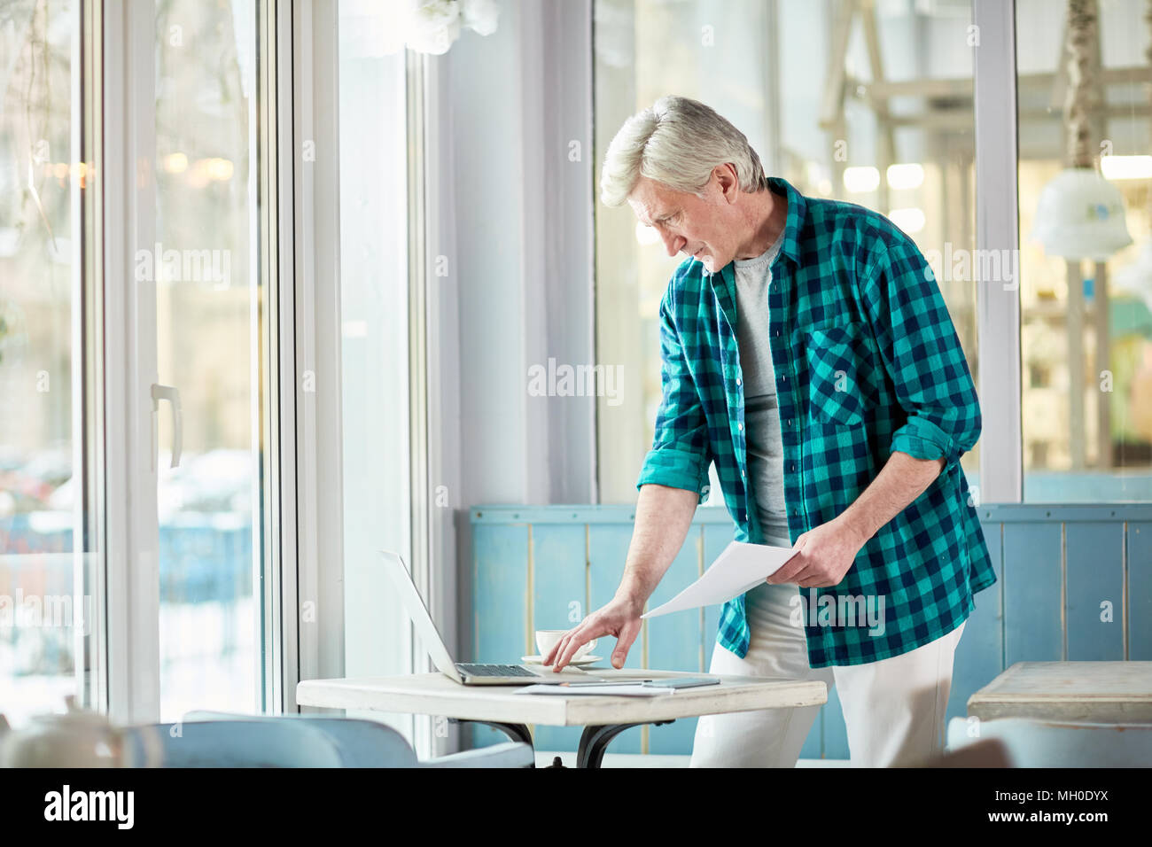 Searching document in paper hi-res stock photography and images - Alamy