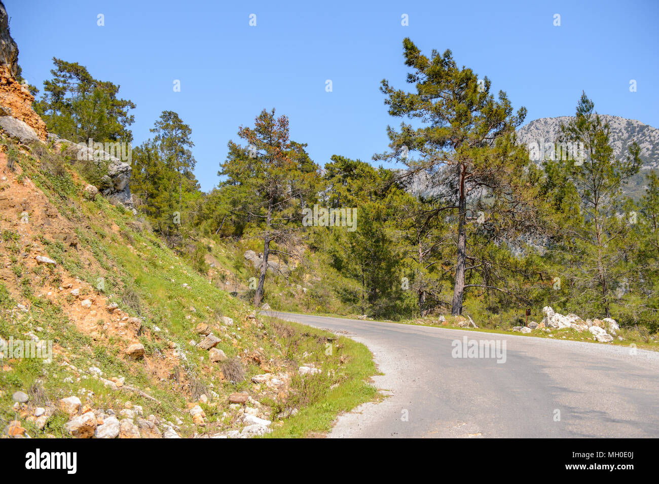 Road of the Taurus mountains in Turkey Stock Photo - Alamy