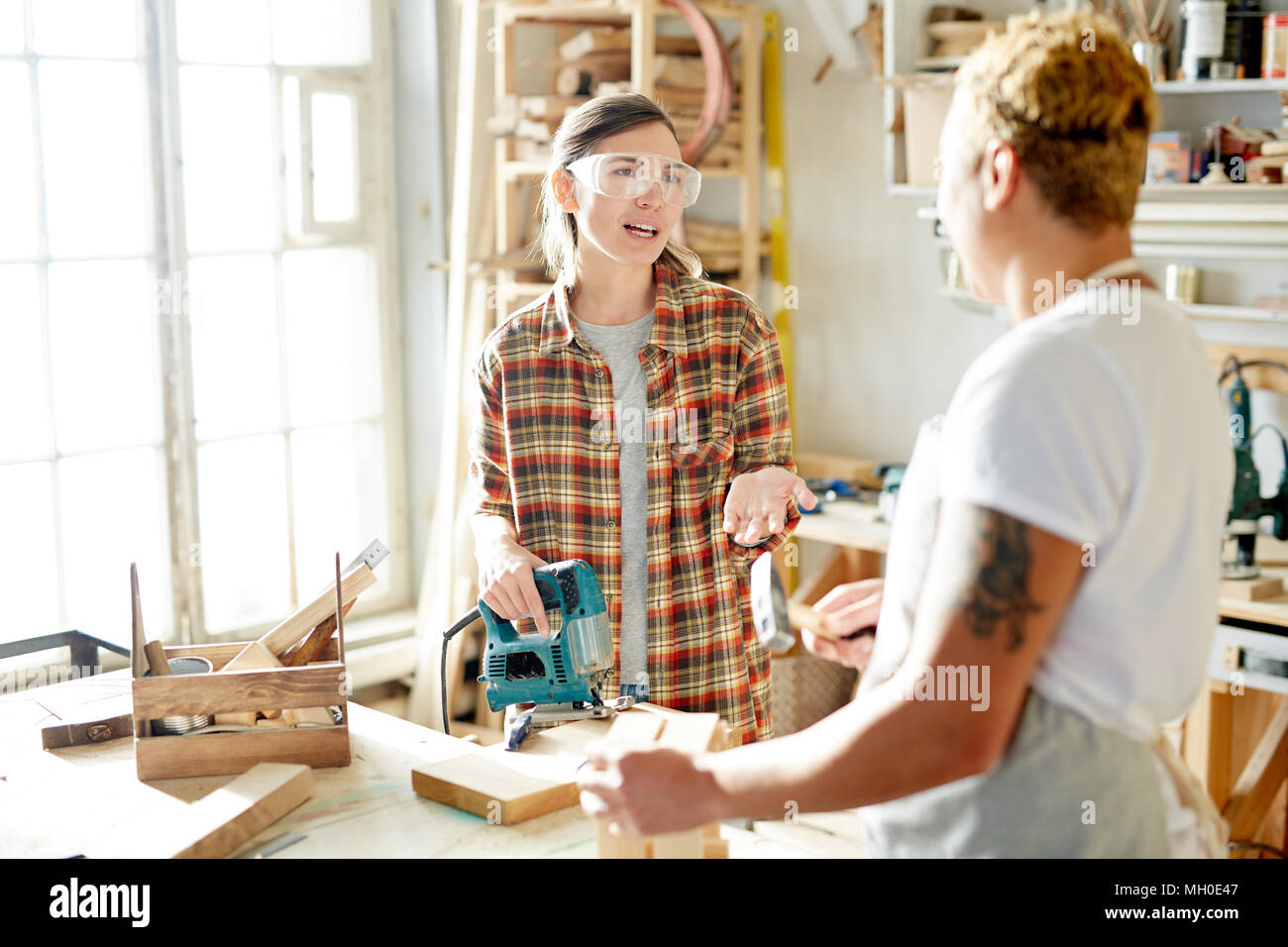 Processing boards hi-res stock photography and images - Alamy