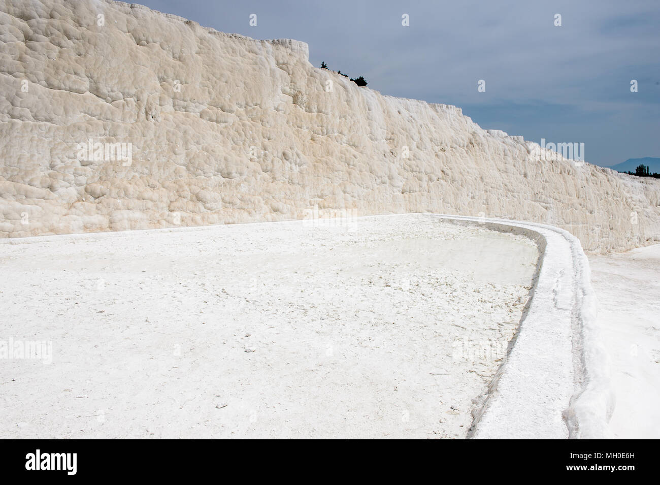 Natural travertine terraces at Pamukkale ,Turkey Stock Photo - Alamy