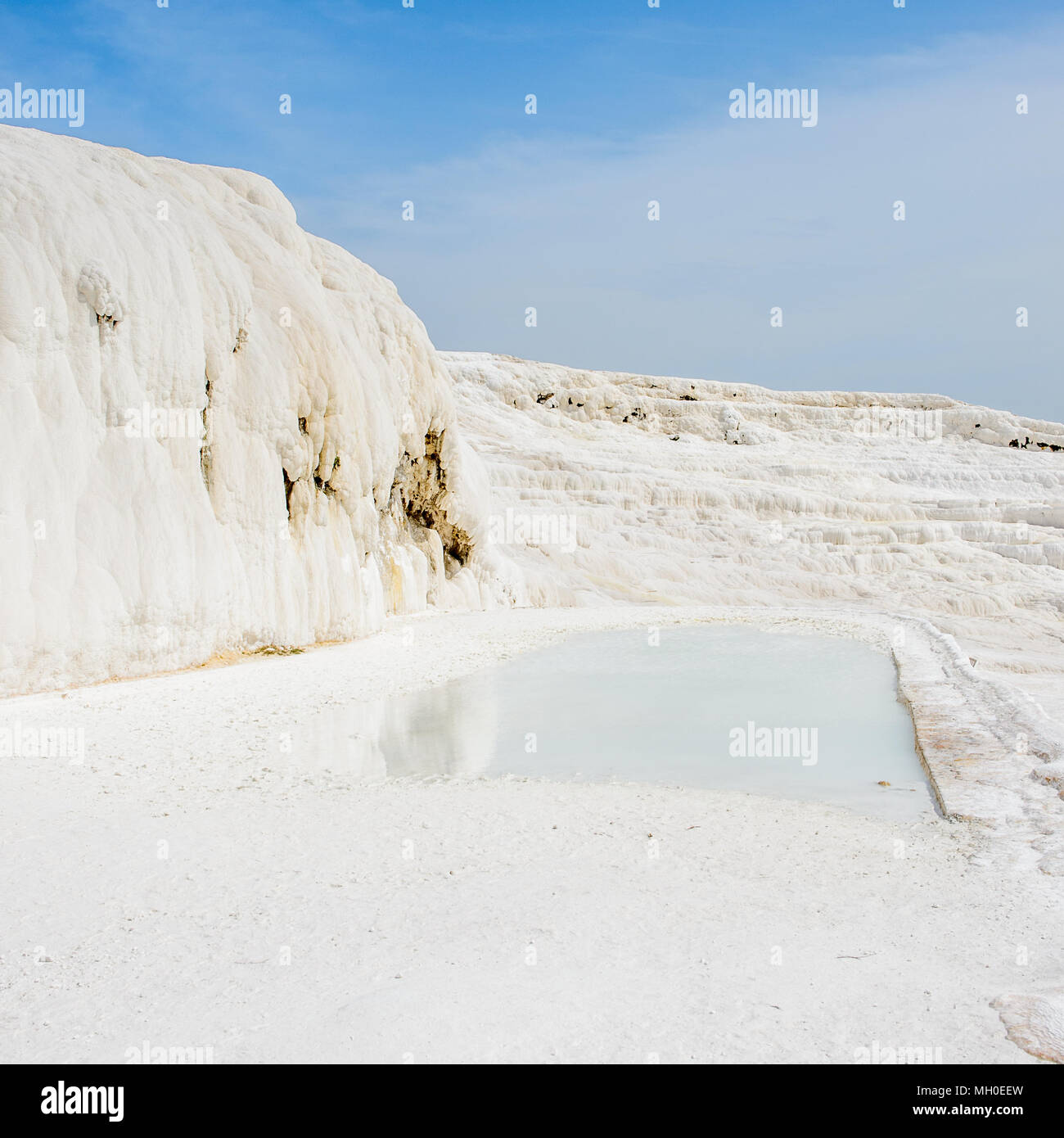 Natural travertine pool in Pamukkale ,Turkey Stock Photo - Alamy