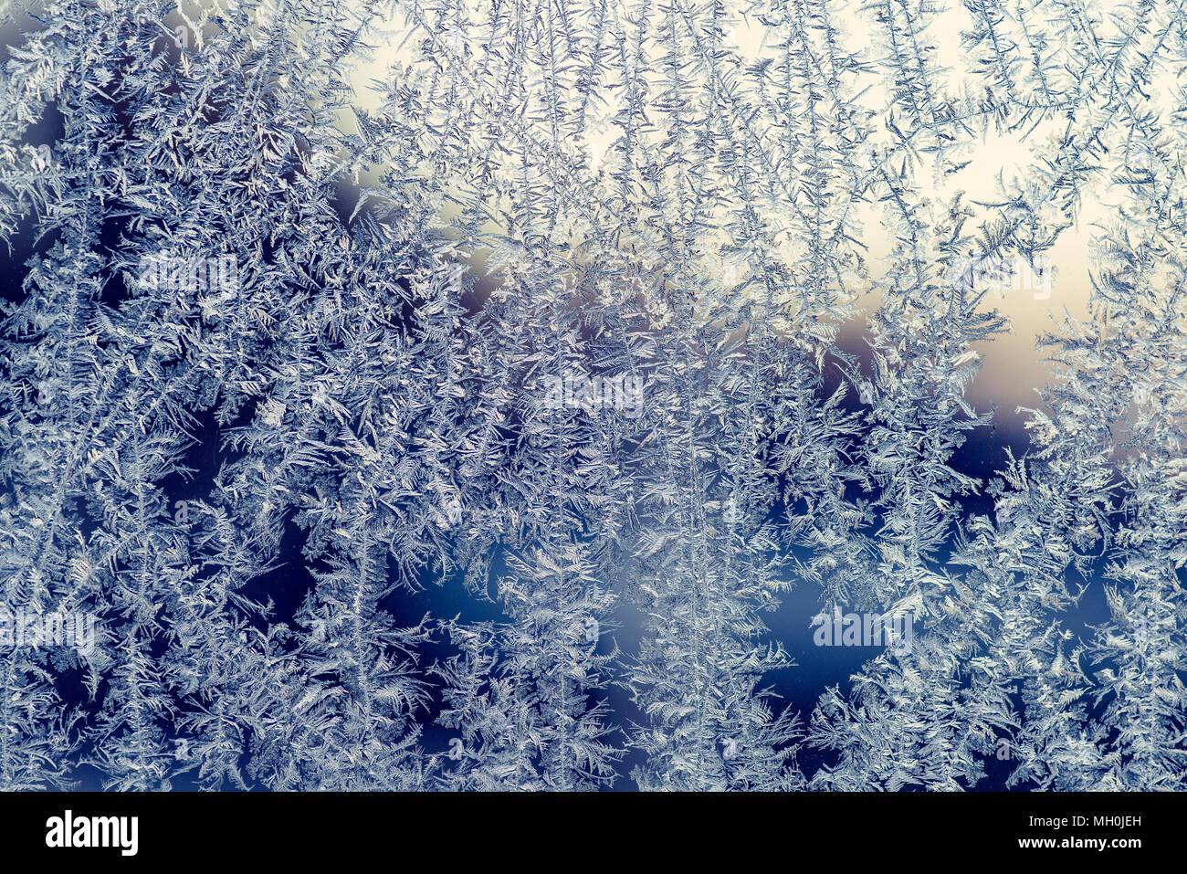 Snowflake shapes hi-res stock photography and images - Alamy