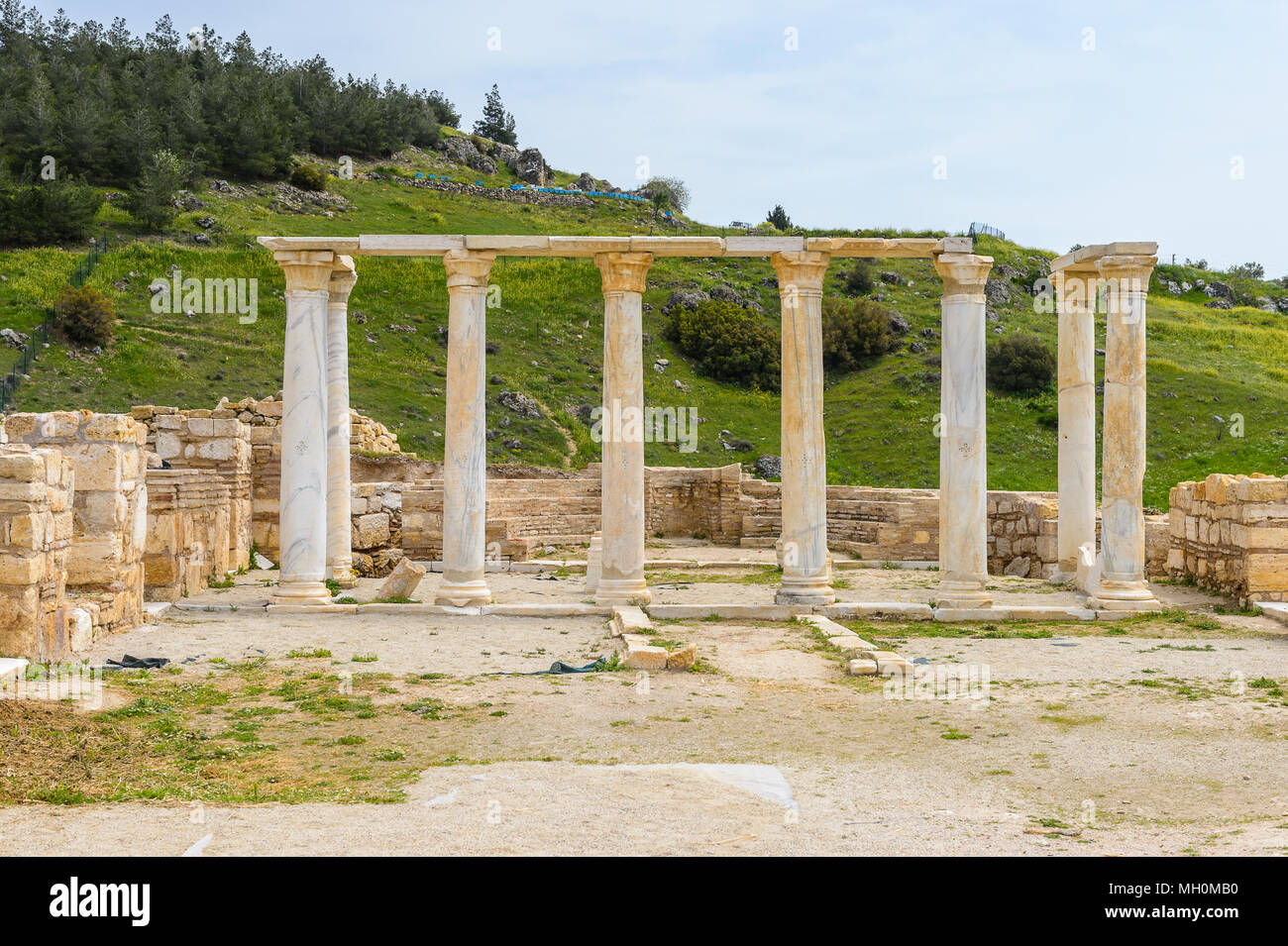 Ancient temple ruins in Hierapolis, Pamukkale, Turkey. UNESCO World ...