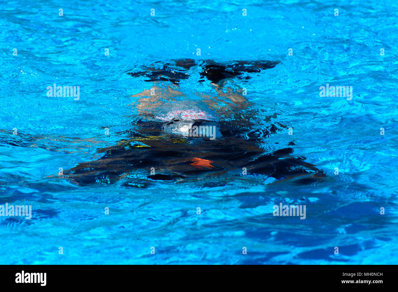 Swim lessons with instructor hi-res stock photography and images - Alamy