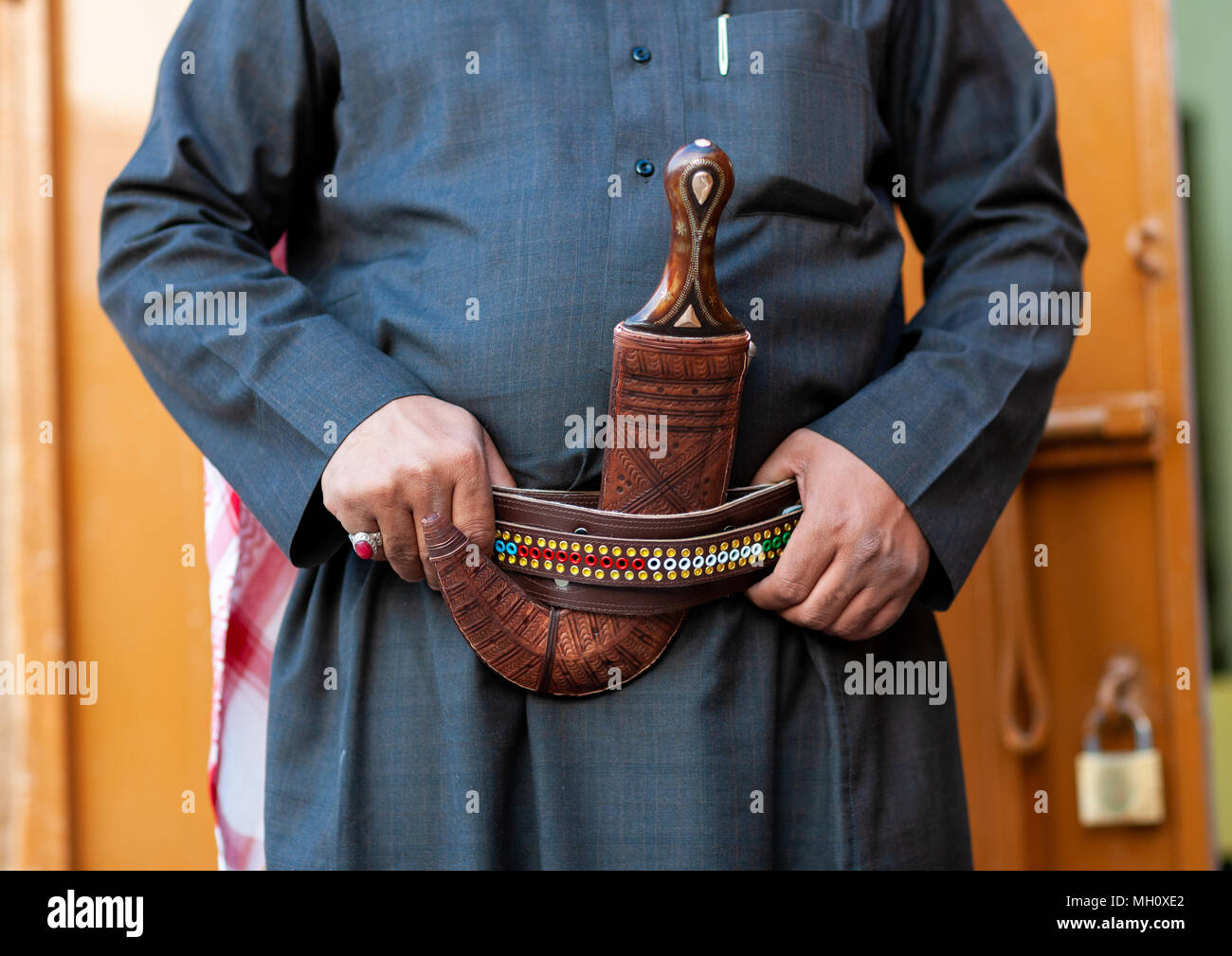 Saudi man wearing a jambyia dagger, Najran Province, Najran, Saudi ...