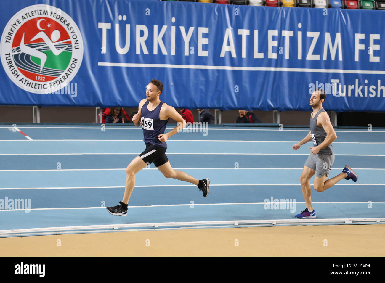 ISTANBUL, TURKEY - JANUARY 14, 2018: Athletes running during Turkish ...