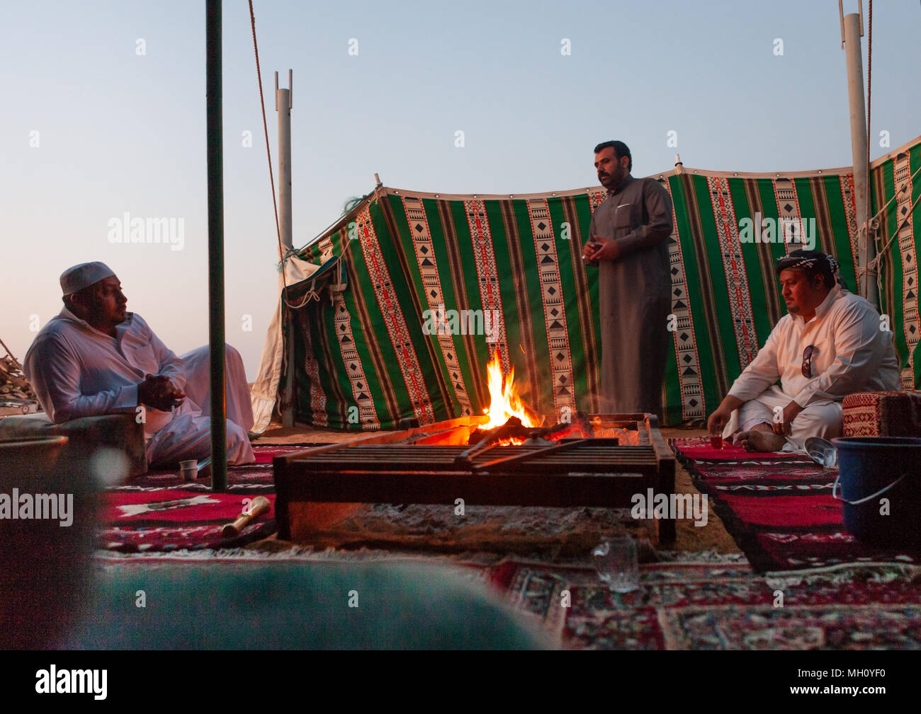 Bedouin camp saudi arabia hi-res stock photography and images - Alamy