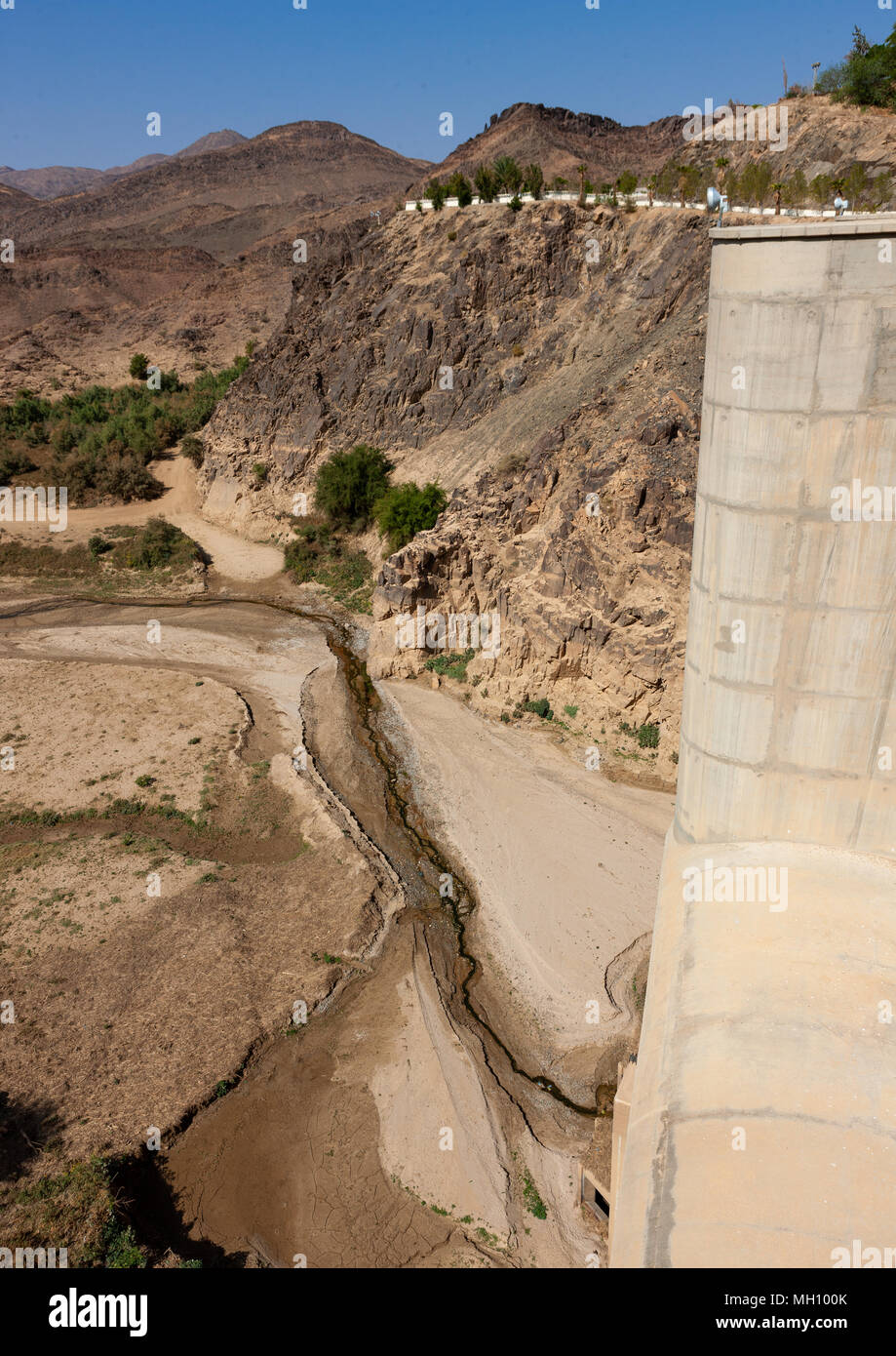 Wadi najran and the sarawat mountains, Najran Province, Najran, Saudi ...