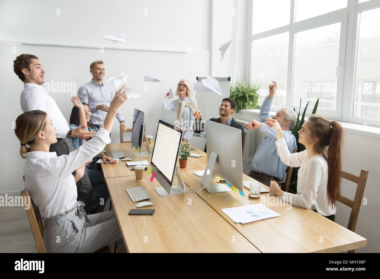 Team building and motivation hi-res stock photography and images - Alamy