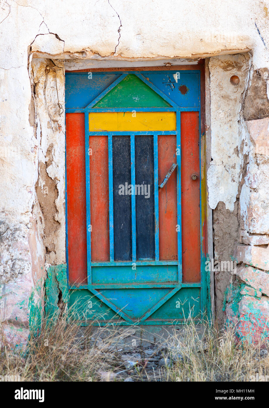 Door in a traditional clay houses in a village, Asir Province, Aseer ...