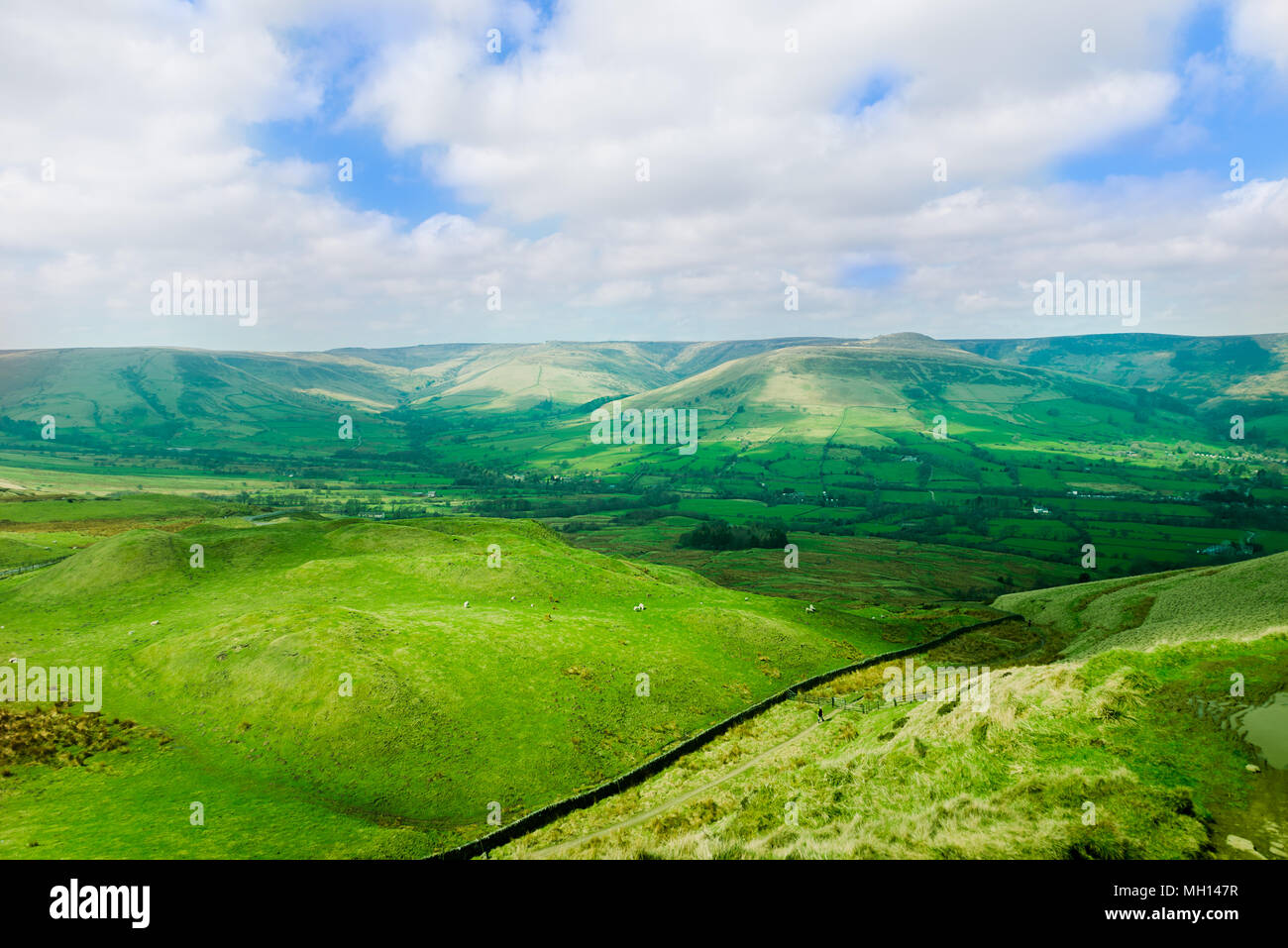 Mam Tor hill near Castleton and Edale in the Peak District National ...