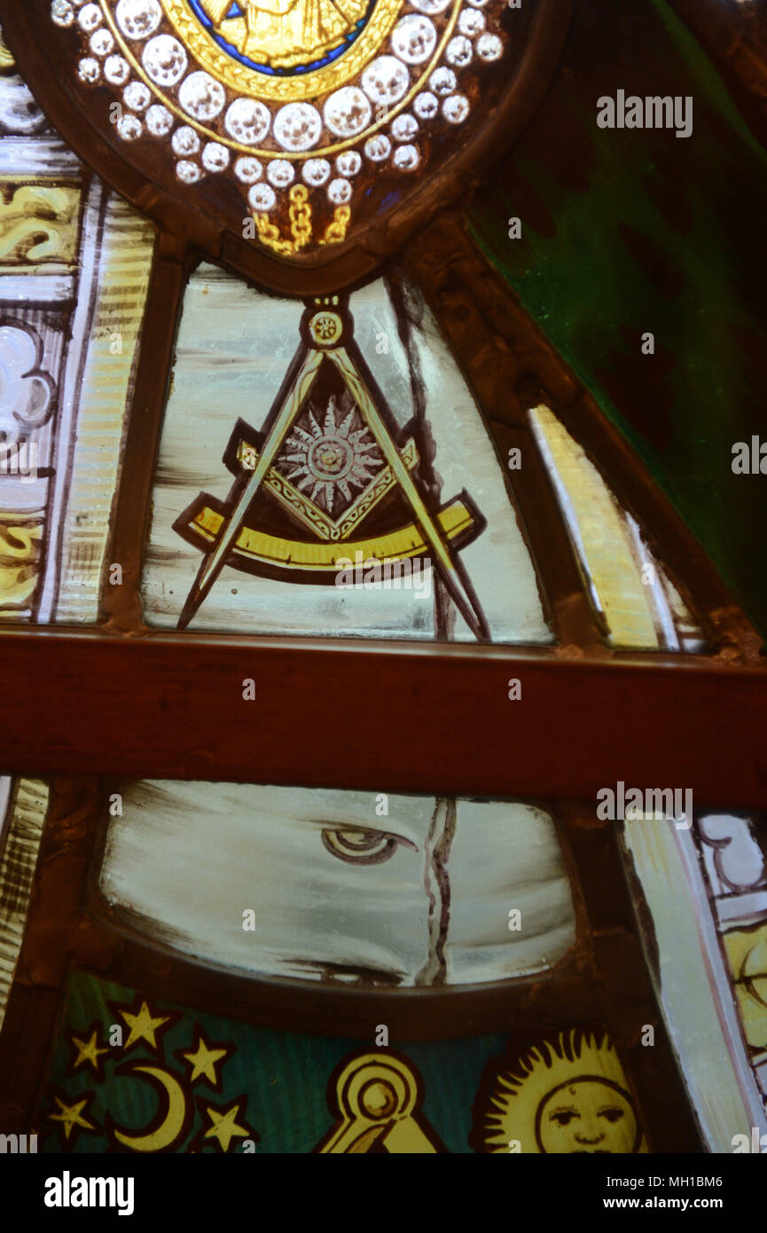 Masonic symbols hi-res stock photography and images - Alamy