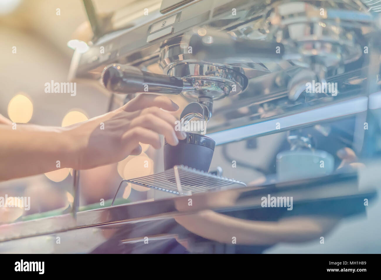 Culture counter machine hi-res stock photography and images - Alamy