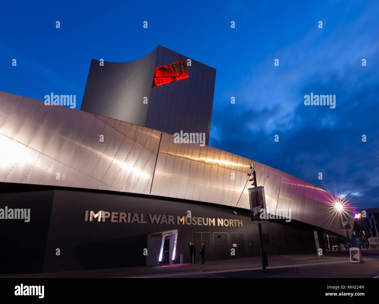 Imperial War Museum North at Salford Quays, Trafford, Greater ...