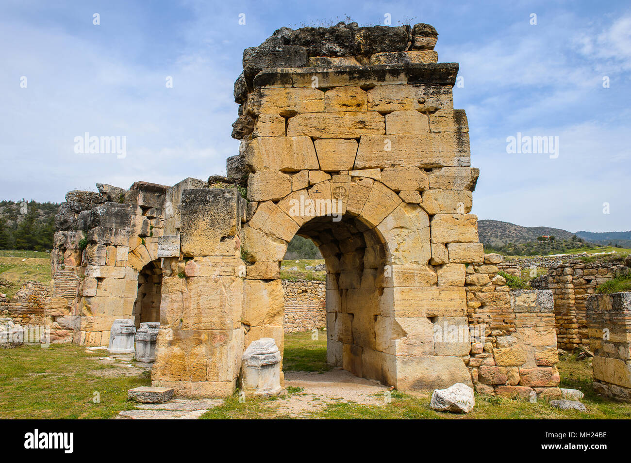 Ancient temple ruins in Hierapolis, Pamukkale, Turkey. UNESCO World ...